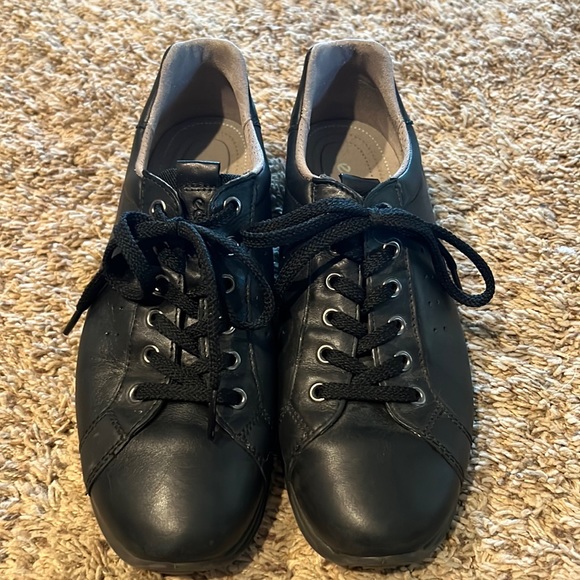 Ecco | Shoes | Ecco Womens Leather Sneakers Size 4 00 | Poshmark
